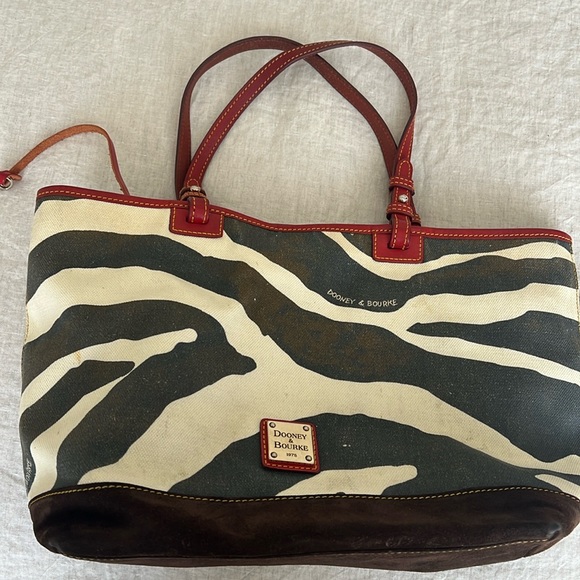 Dooney & Bourke | Bags | Dooney Bourke Animal Print Tote | Poshmark